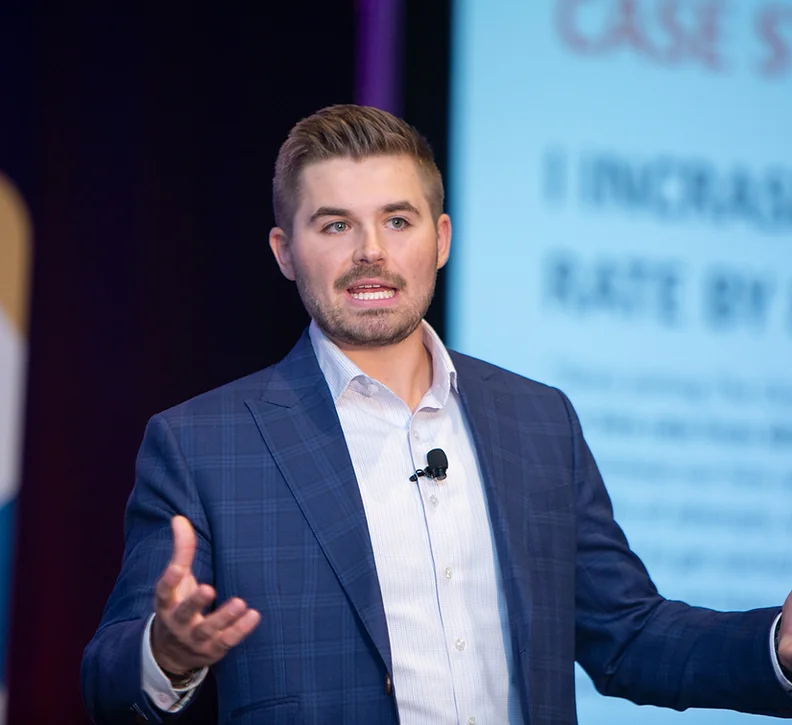 About | The Closing Room